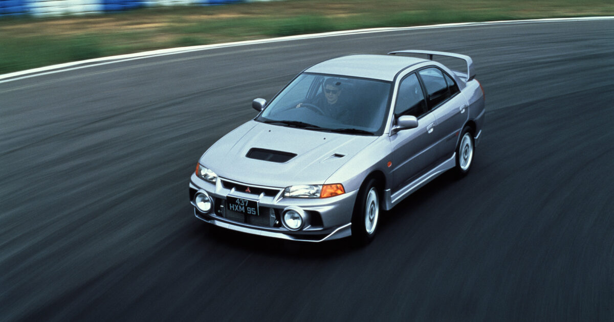 セダンの人気おすすめ中古車8選！選び方やメリット・注意点も解説｜カーナレッジ